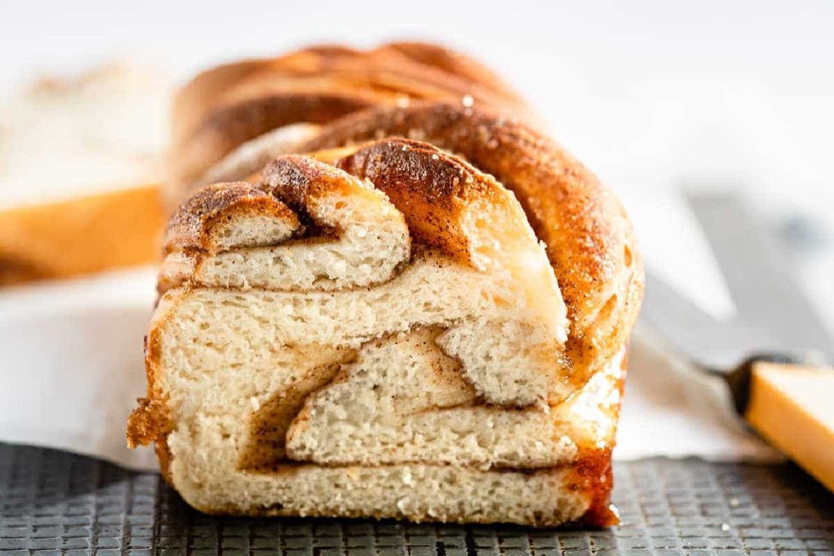 25 Holiday Bread Recipes That Will Make Your Holiday Feast Complete ...