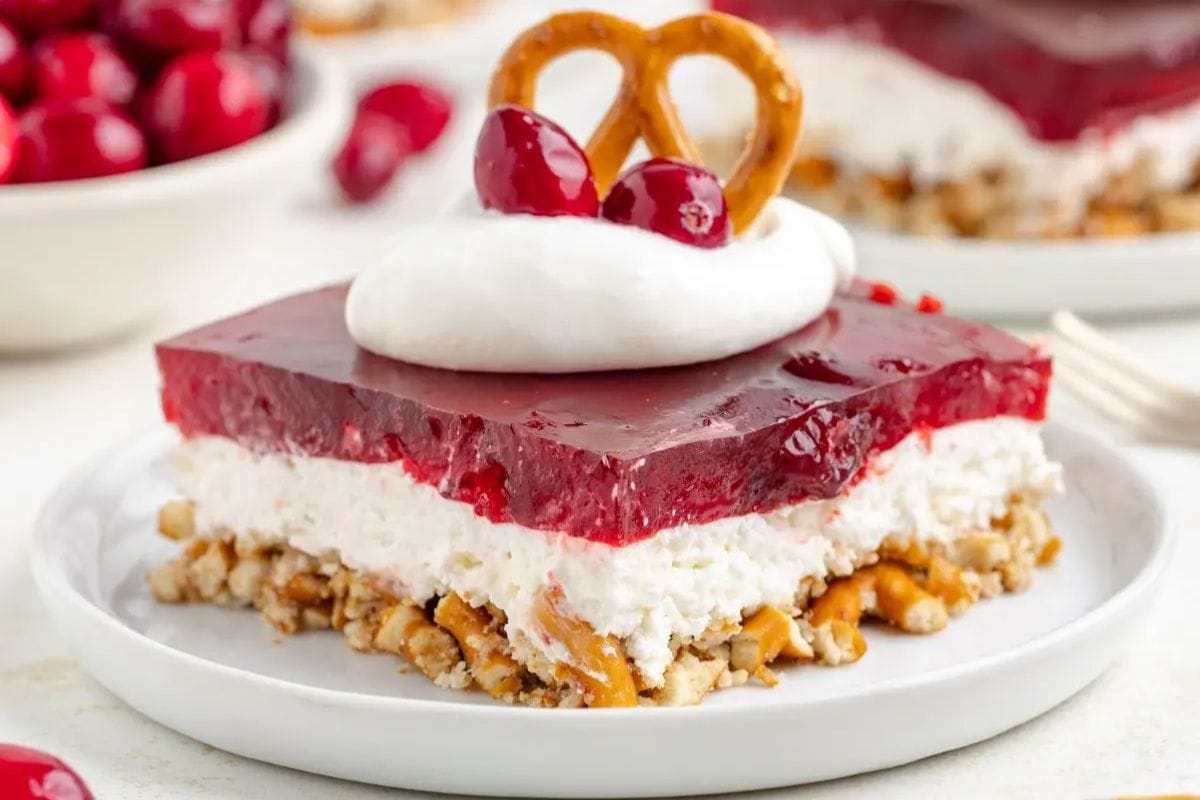 25 Best Potluck Recipes Sure To Be The Most Popular Dish - Food Plus Words