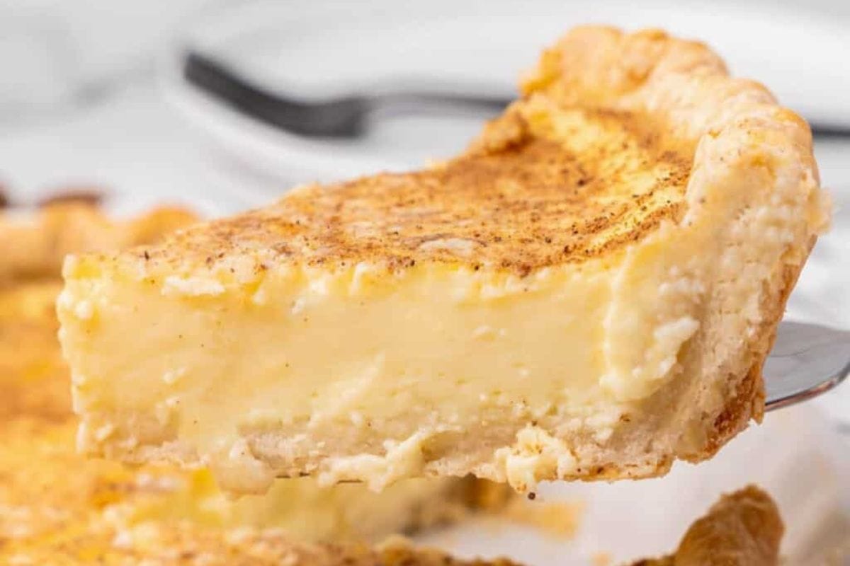 25 Christmas Pie Recipes That Will Leave You Speechless - Food Plus Words