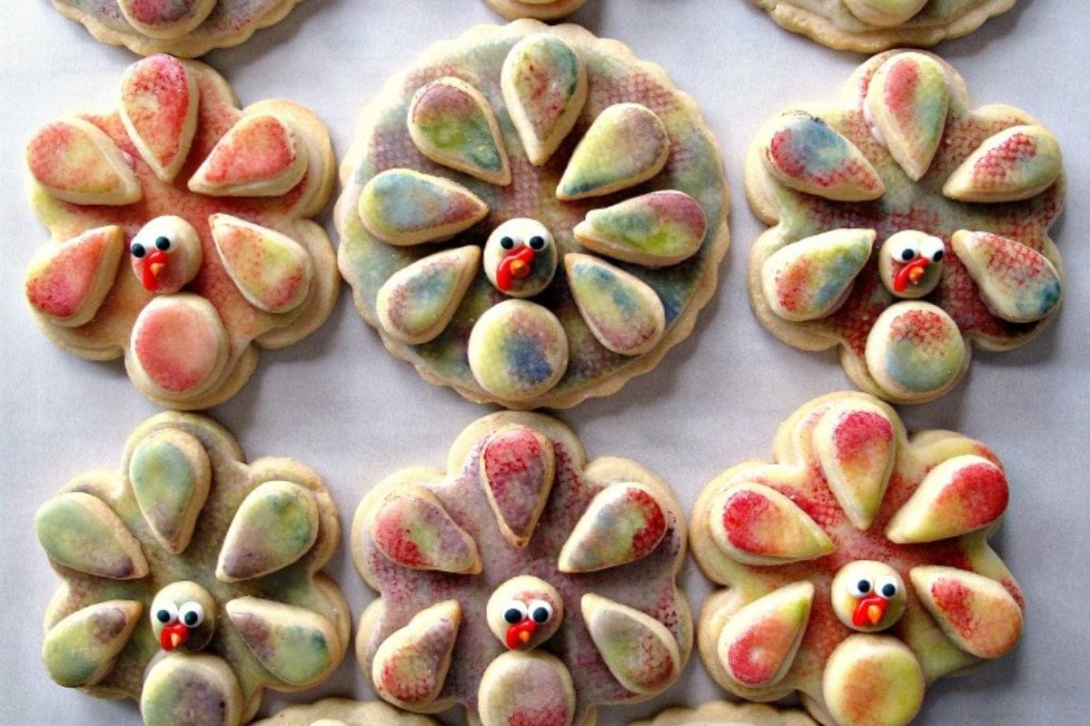 15 Cute Turkey Cookies Kids And Adults Will Enjoy - Food Plus Words