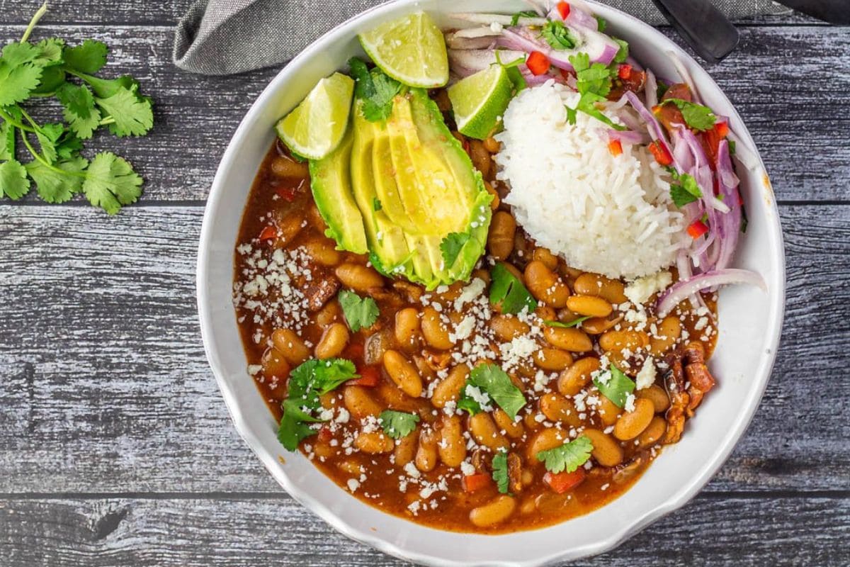 25 Winter Dinner Ideas So Warm and Cozy, They’ll Melt Your Stress Away