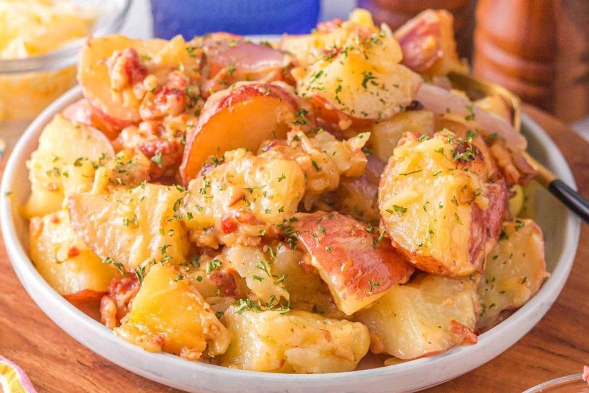 25 Church Potluck Recipes You'll Get Nothing But Praise For - Food Plus ...