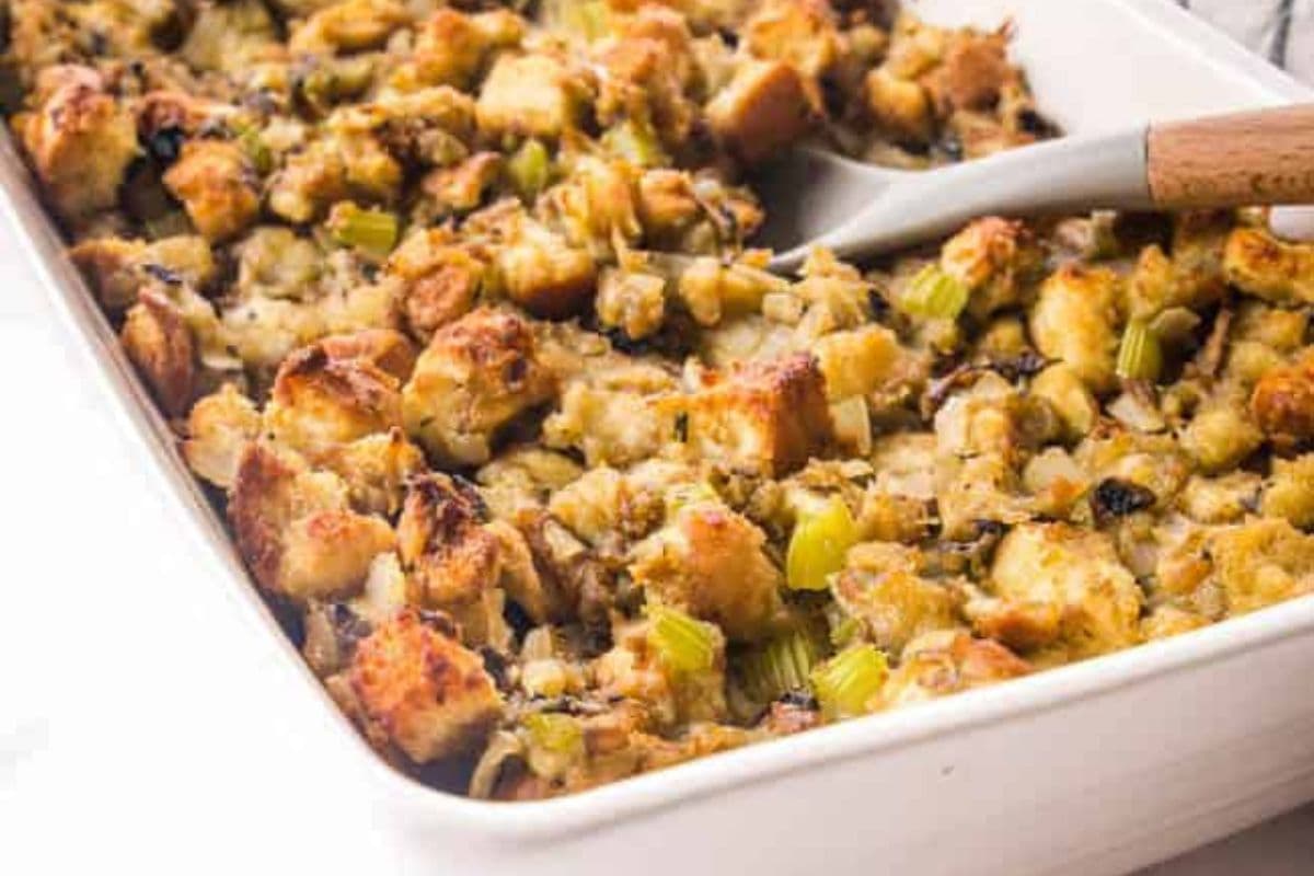 25 Side Dishes for Pork Chops to Try (Because Who Has Time for ...