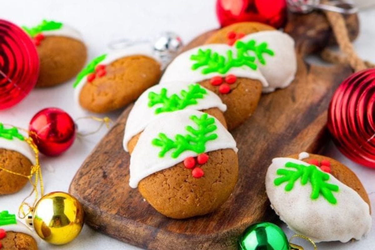 25 New Years Cookies So Good, They'll Add a Sweet Twist to the Countdown