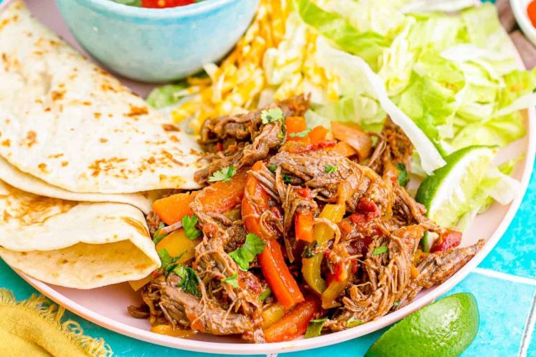 25 Office Potluck Ideas For Work That Will Make You Employee Of The ...