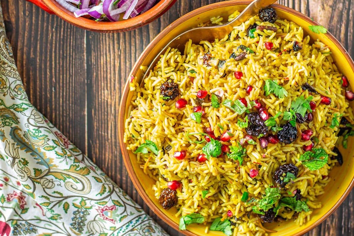 25 Holiday Sides That Are Always A Crowd Pleaser - Food Plus Words