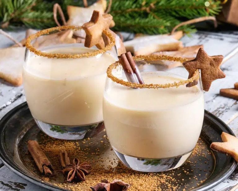 25 Winter Alcoholic Drinks So Good, They're Like a Holiday Party in ...