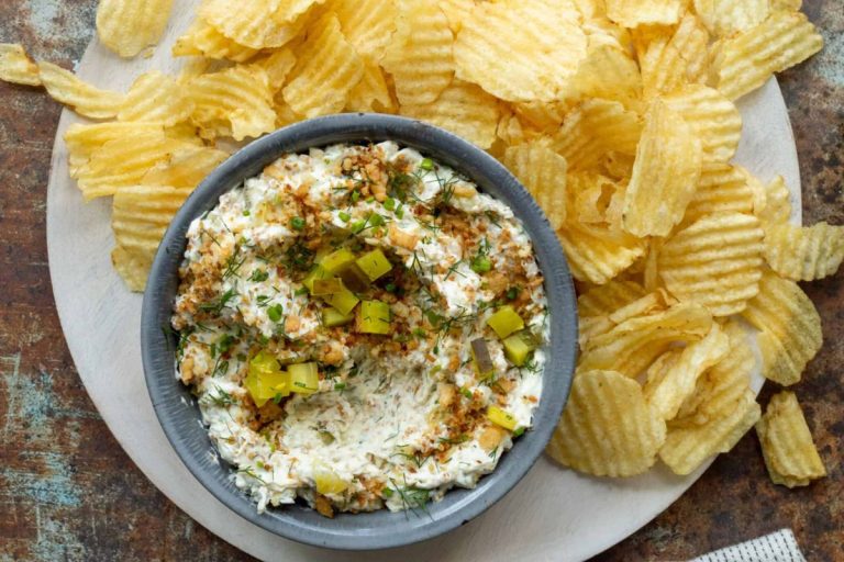 25 Easy Tailgate Snacks You'll Be Cheering For All Day - Food Plus Words