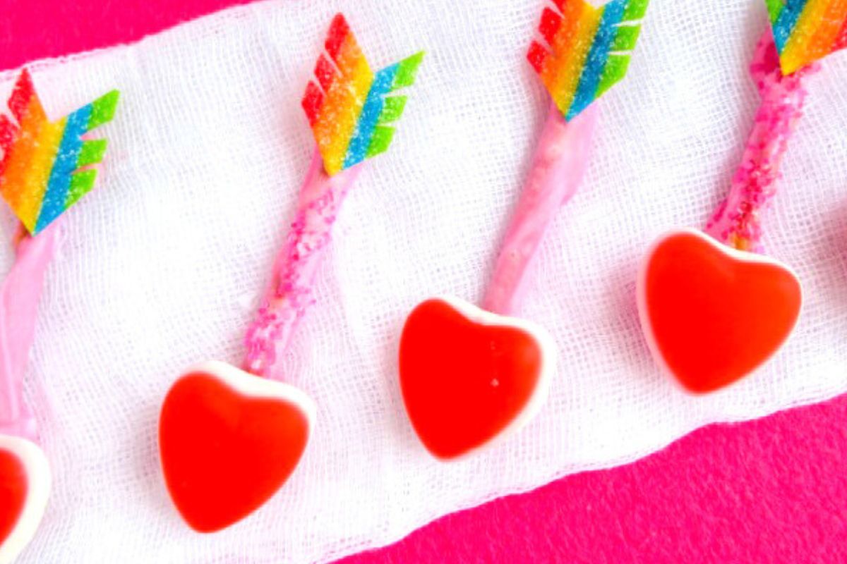 25 Valentines Day Snacks Everyone Will Adore