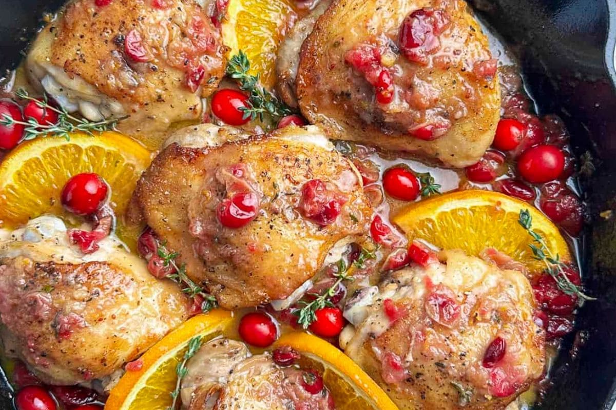 25 Holiday Dinner Ideas So Festive, They’ll Steal the Spotlight from ...