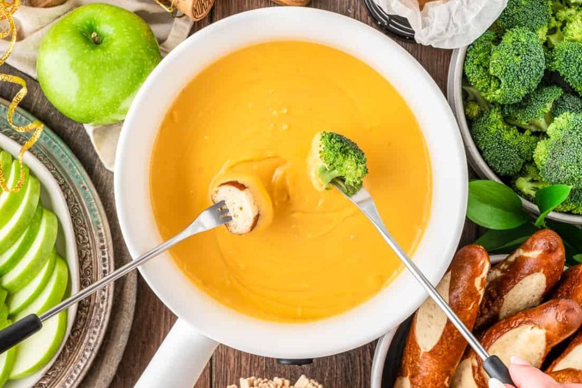 25 New Years Eve Party Food Ideas So Creative, They’ll Be the Talk of ...