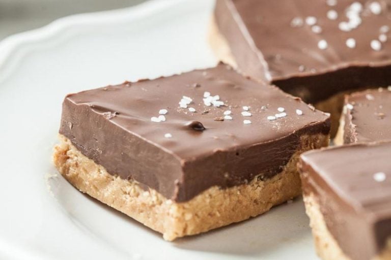 25 Easy Tailgate Desserts That'll Make Every Game Day Sweeter - Food ...