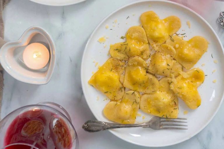 25 Valentines Themed Food That’ll Make Hearts Skip A Beat - Food Plus Words