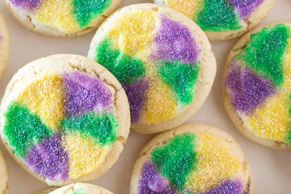 25 Mardi Gras Food That Will Outshine the Beads - Food Plus Words