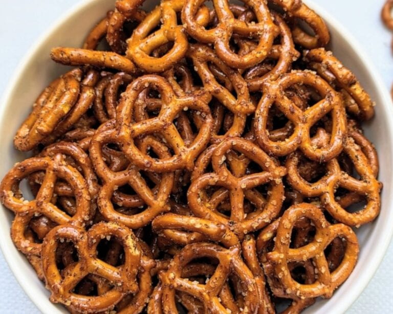 25 Travel Snack Ideas for Long Flights, Road Trips, and Everything In ...