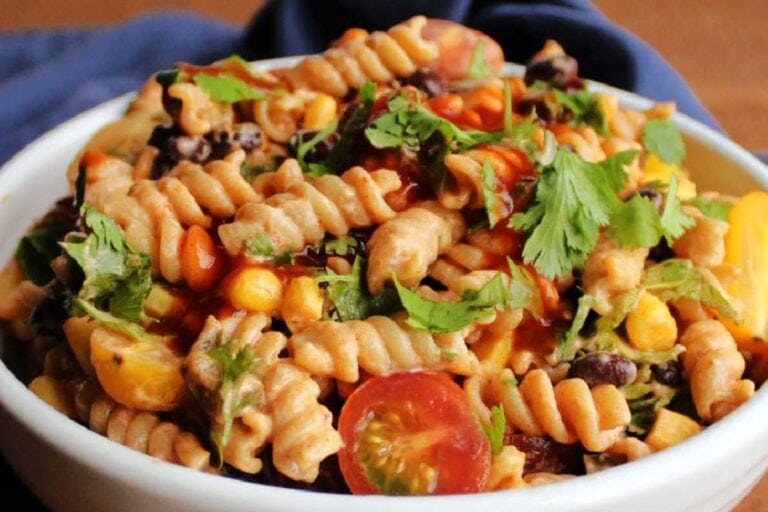 25 Make Ahead Lunches for Work That Beat Sad Desk Salads
