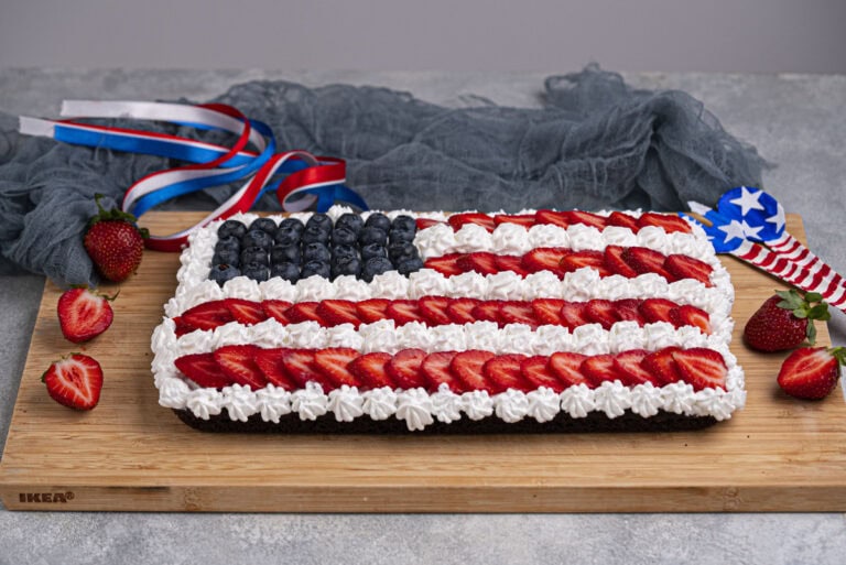 Fourth of July Flag Cake