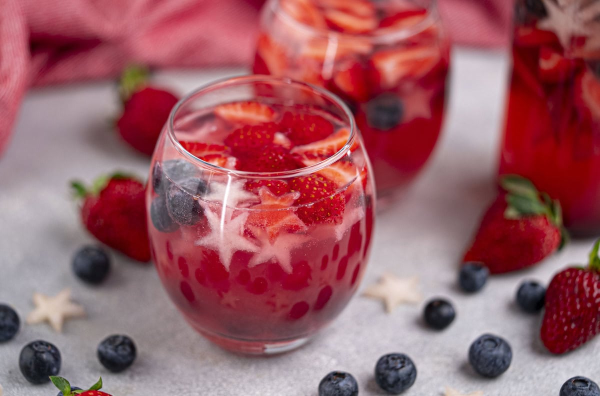 Red White and Blue Sangria (Easy 4th of July Party Drink)