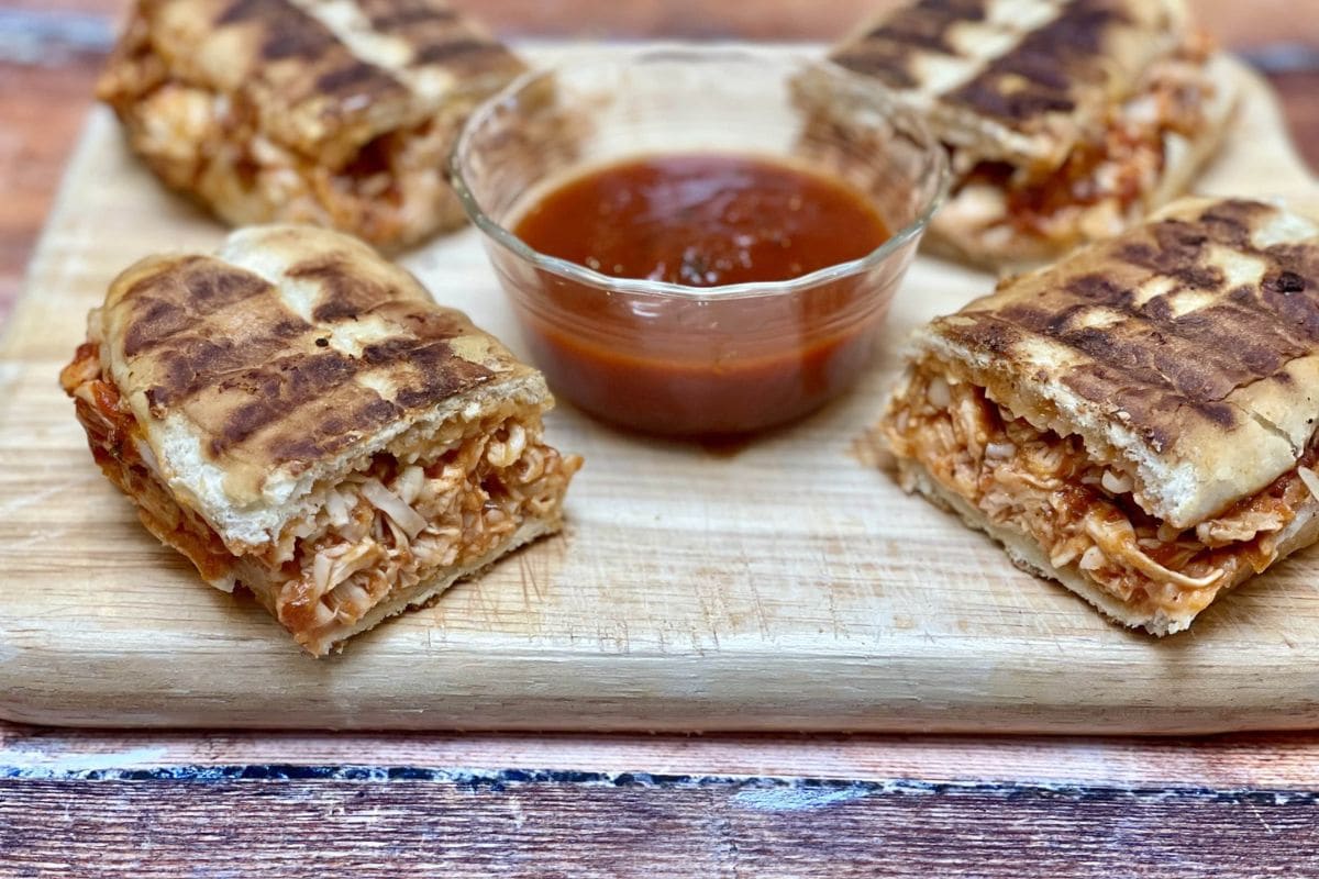 25 Leftover Rotisserie Chicken Ideas That Are Anything But Boring ...