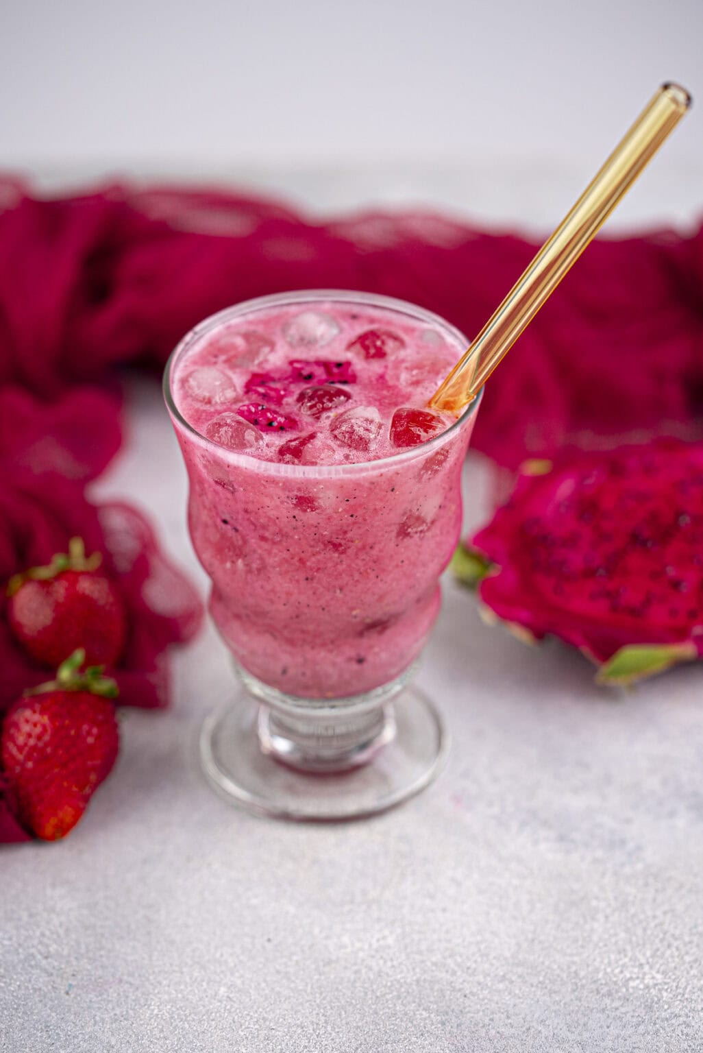DIY Dunkin Strawberry Dragonfruit Refresher Recipe
